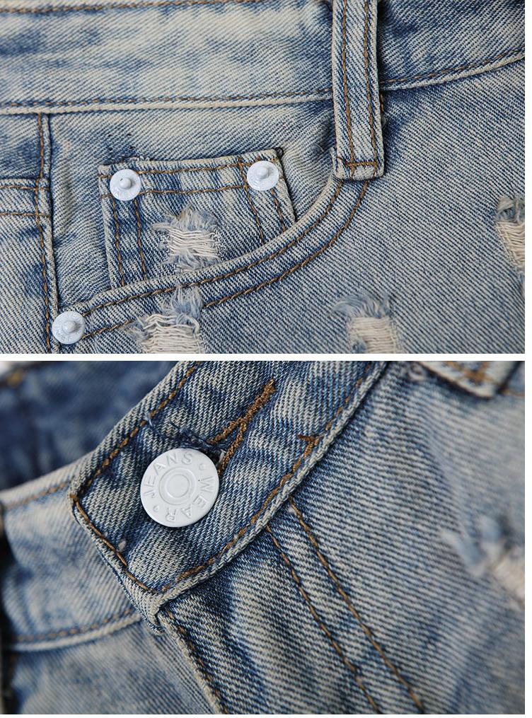 Stitching Gems Lip Hole Denim Shorts on Luulla