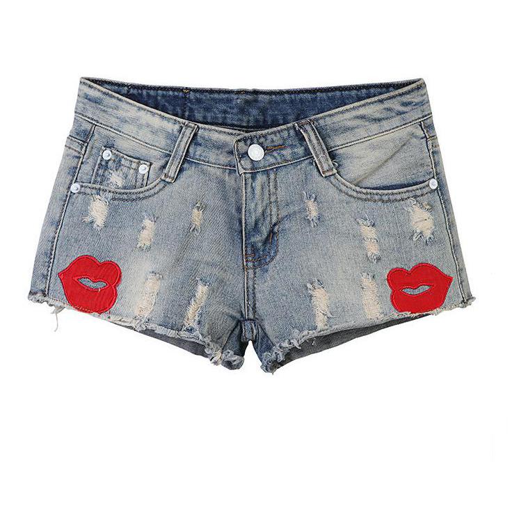 Stitching Gems Lip Hole Denim Shorts on Luulla